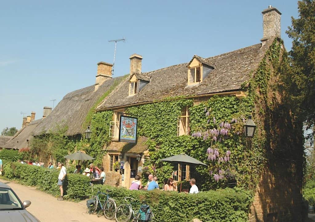 The 16 Best Cotswolds Pubs (2026) – Gastropubs, Country Inns & Dog ...